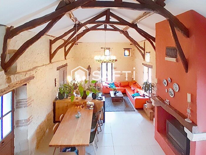 Maison 5 pièces à Mauroux, à vendre