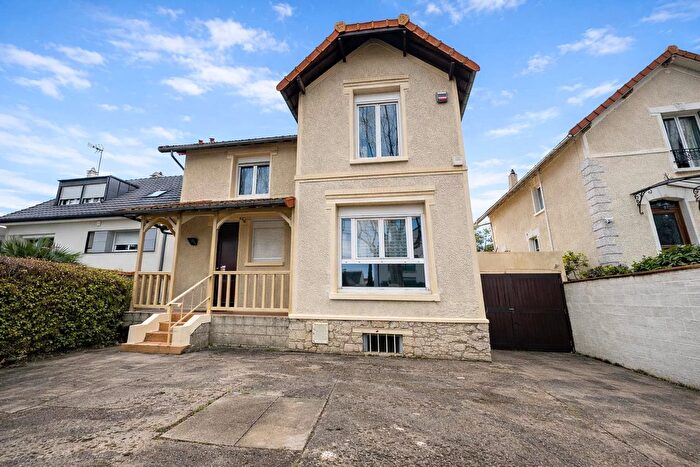 Maison à vendre - Saint-Maur-des-Fossés, Vieux-Saint-Maur - 5 pièces - 3 chambres