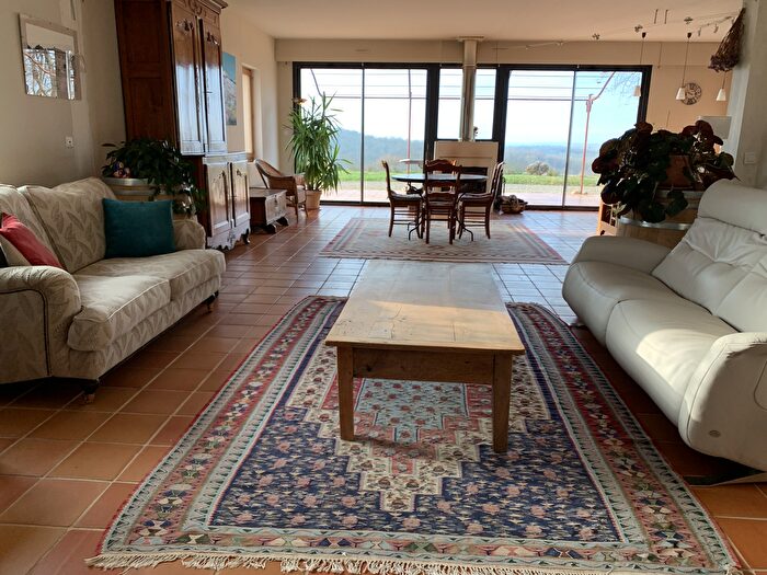 Maison à vendre - Cahors, Saint-Georges - 7 pièces - 4 chambres