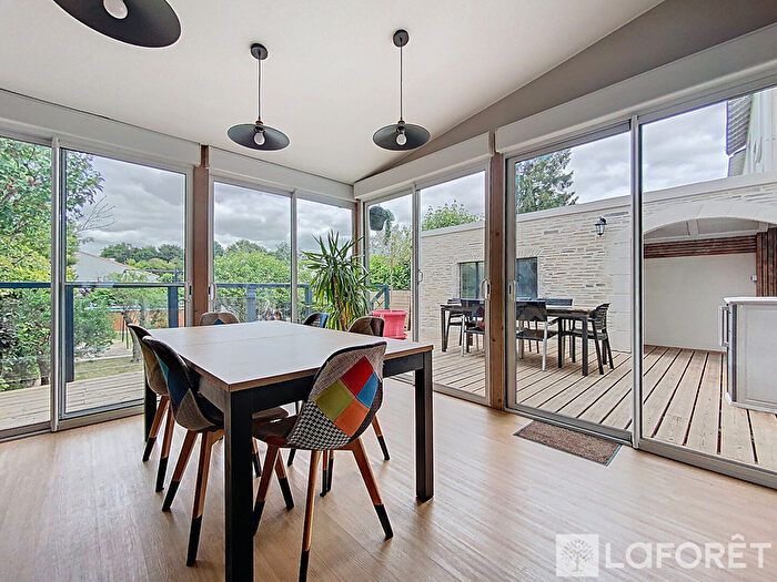 Maison à vendre - Cholet, Tuilerie - 8 pièces - 5 chambres