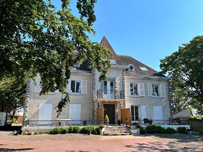 Appartement à louer - Nord, Arpajon - 2 pièces - 1 chambre