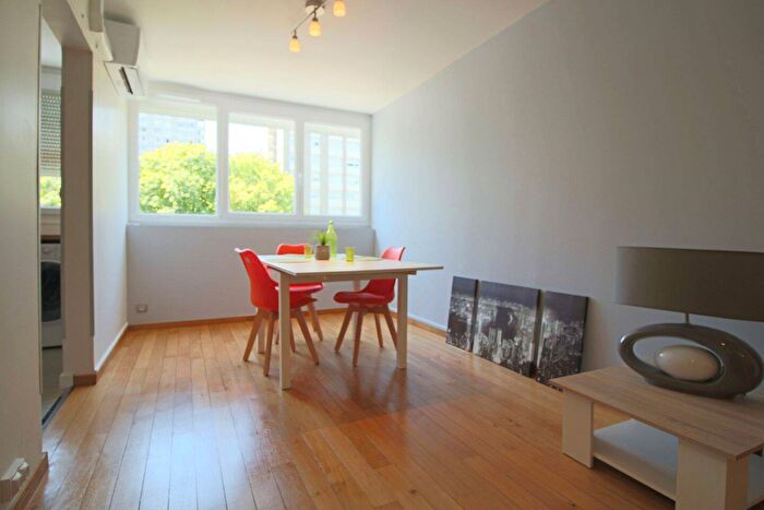 Gratte Ciel, Villeurbanne - Appartement 4 pièces à louer
