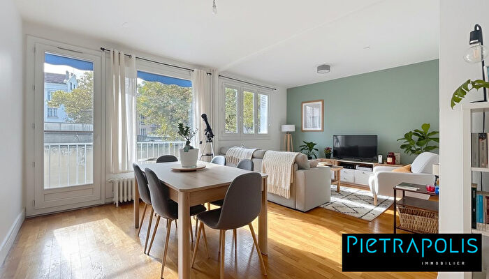 Appartement à vendre - Lyon e , Monplaisir - 3 pièces - 2 chambres