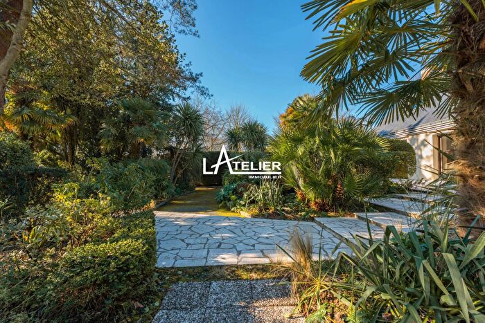 Maison à vendre - Sautron - 6 pièces - 5 chambres