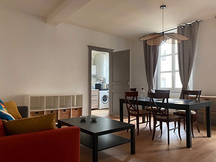 Appartement à louer - Centre ville, Bordeaux - 3 pièces - 2 chambres