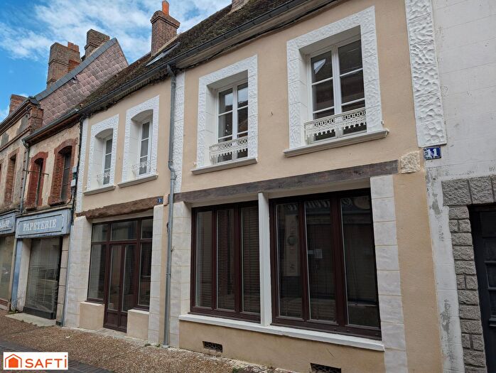 Maison à vendre - Longny-au-Perche - 9 pièces - 6 chambres
