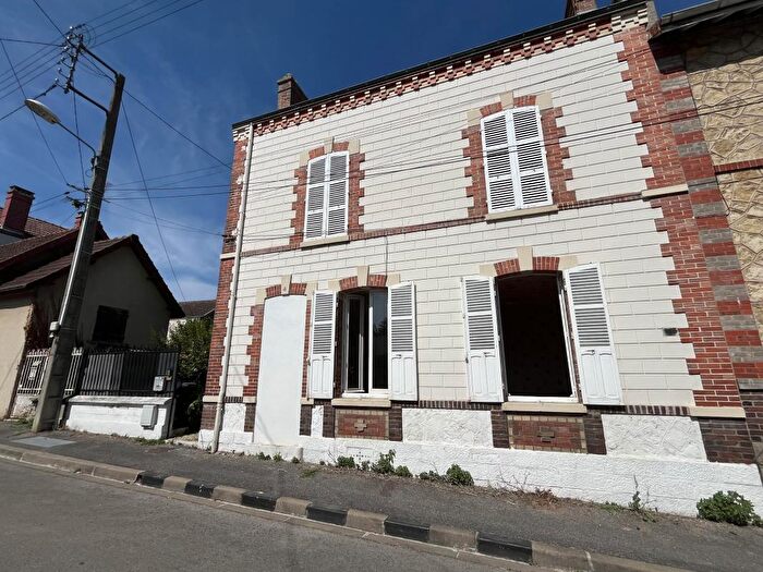 Romilly-sur-Seine, Centre-ville, Gare, Lion, Les Hauts Buissons : Maison 5 pièces à vendre