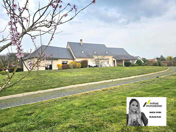 Maison à vendre - Rouziers-de-Touraine - 9 pièces - 6 chambres