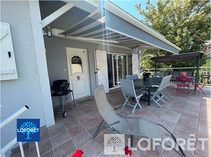 Maison à vendre - Mandeure - 6 pièces - 4 chambres