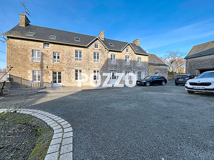 Muneville-sur-Mer - Maison 8 pièces à vendre
