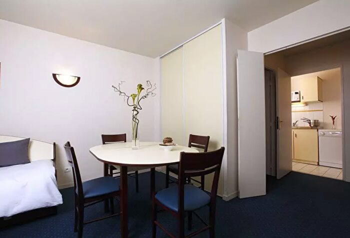 Appartement 1 pièce à vendre - Poissy, Abbaye