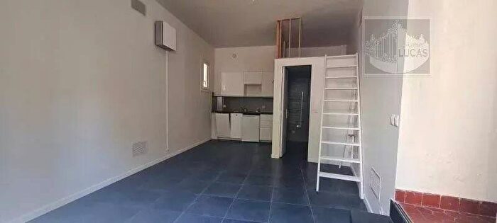 Appartement à louer - Conservatoire, Châtillon - 1 pièce