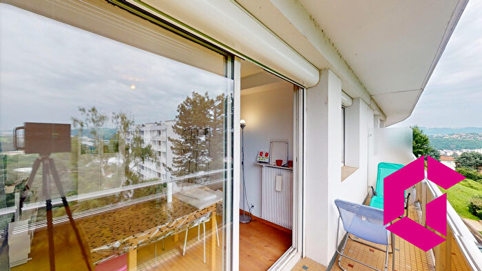 Appartement à vendre - Firminy - 3 pièces - 2 chambres