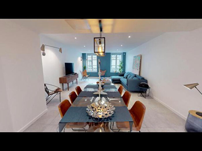 Appartement à louer - Lyon e , Guillotière - 6 pièces - 5 chambres