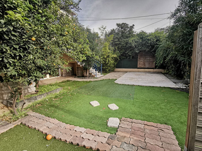 Maison à louer - Toulon, Bon Rencontre - 5 pièces - 4 chambres