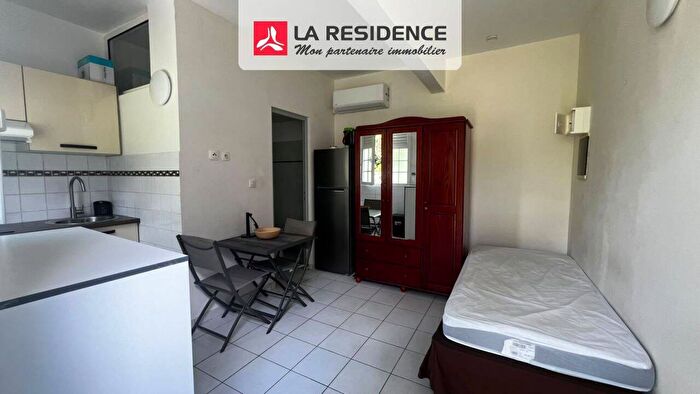 Appartement 1 pièce à Fort-de-France, à louer
