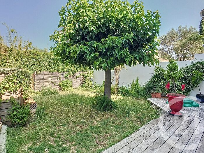 Maison à vendre - Saint-Mathieu-de-Tréviers - 4 pièces - 3 chambres