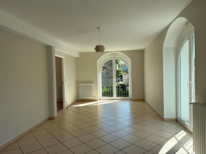 Issoire, Faubourg - Appartement 2 pièces à louer