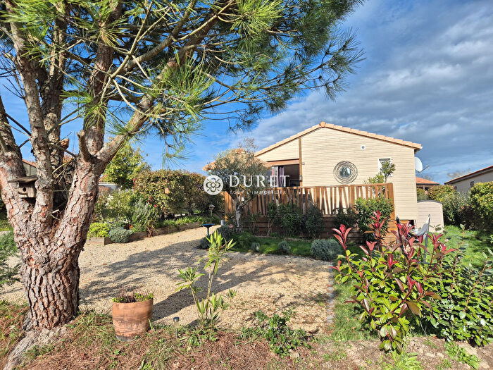 Maison à vendre - La Chapelle-Hermier - 3 pièces - 2 chambres