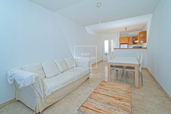 Maisons à vendre et appartements à louer - 1