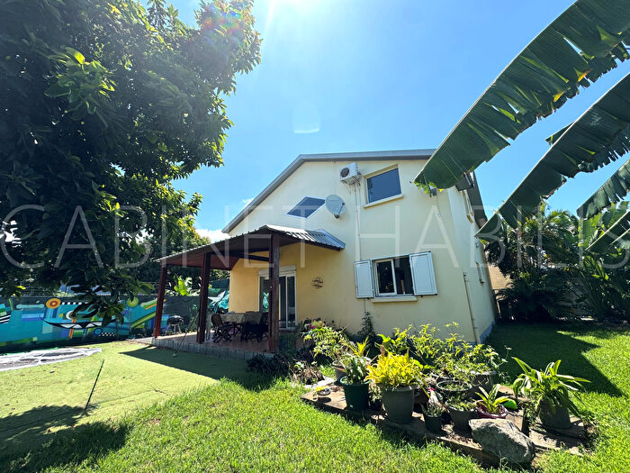 Maison à vendre - Saint-Louis, Bois de Nèfles, Cocos - 5 pièces - 4 chambres