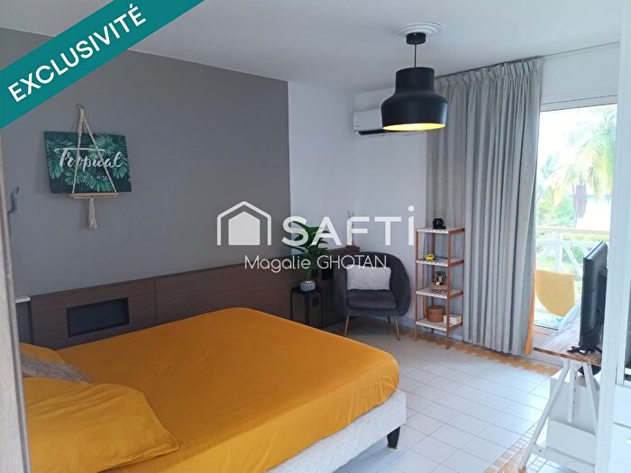 Appartement 1 pièce à Saint-François, à vendre