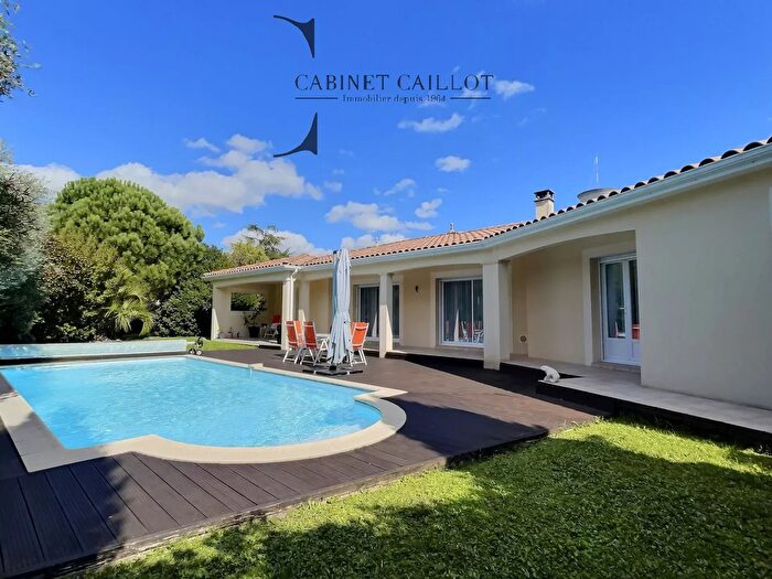 Maison à vendre - Chaniers - 7 pièces - 4 chambres