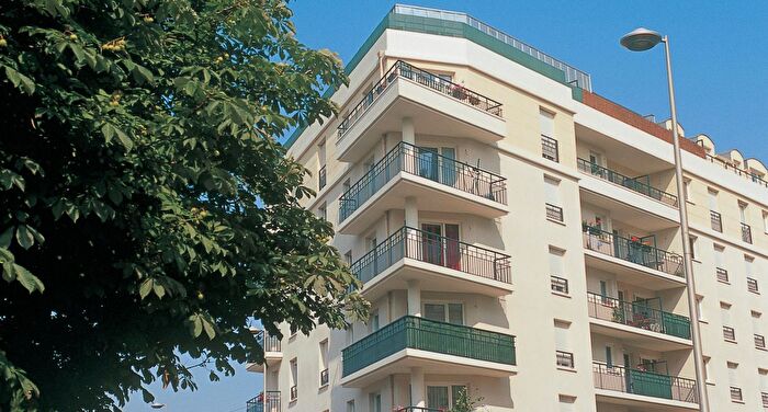 Appartement à louer - Alfortville, Mairie, Gare - 3 pièces - 2 chambres