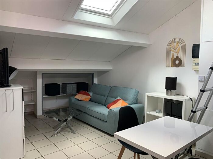 Appartement à louer - Nancy, Centre-ville, Charles III - 1 pièce