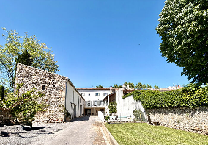 Maison 10 pièces à vendre - Saint-Geniès-de-Malgoirès