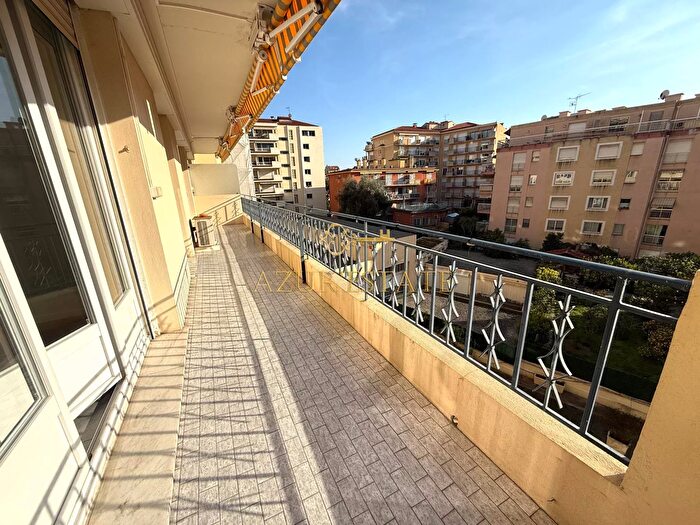 Appartement à vendre - Menton, Hôtel de Ville, Vieille Ville, Musée, Madone, Carnolès - 2 pièces - 1 chambre