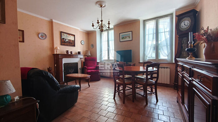 Thiron-Gardais : Maison 6 pièces à vendre