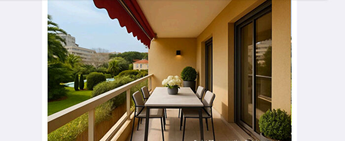 Appartement à vendre - Nice, Madeleine - 2 pièces - 1 chambre