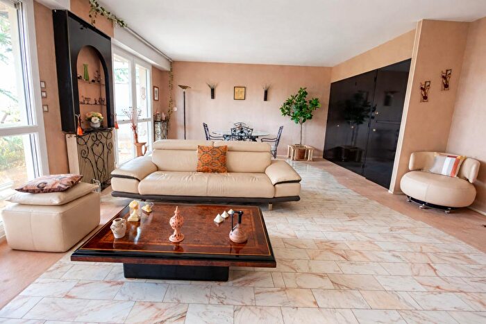 Appartement à vendre - Le Bouscat, Centre-ville, Robert Schuman - 4 pièces - 2 chambres