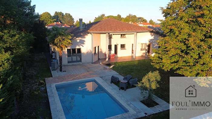 Maison à vendre - Le Passage - 7 pièces - 6 chambres