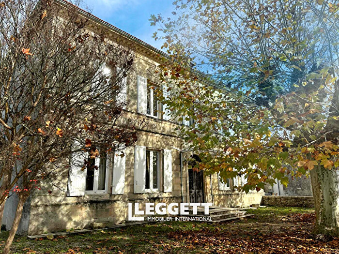 Maison à vendre - Lesparre-Médoc - 9 pièces - 6 chambres