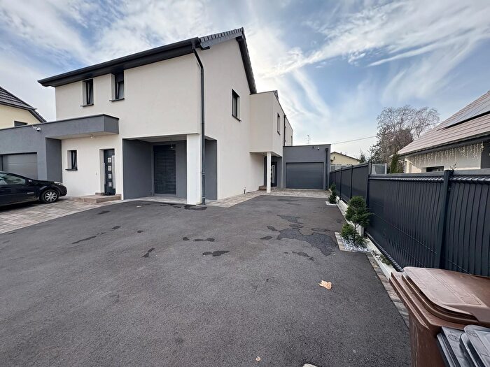 Maison à vendre - Hirtzbach - 5 pièces - 3 chambres