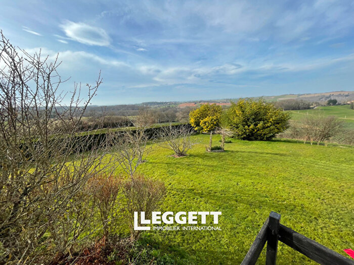 Maison à vendre - Aurignac - 12 pièces - 5 chambres