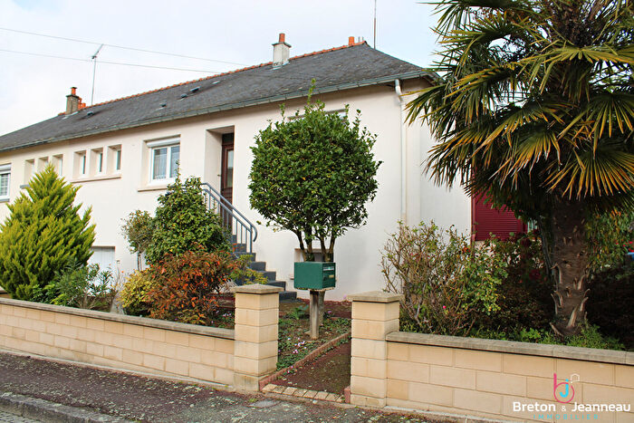 Maison à vendre - Ernée - 5 pièces - 3 chambres