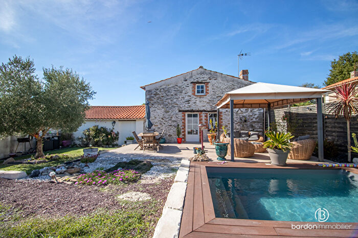 Maison 5 pièces à vendre à La Garnache