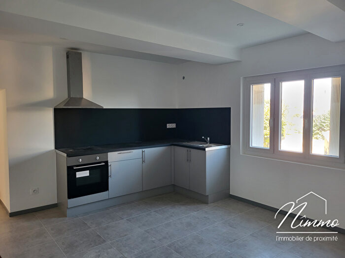 Appartement à louer - Saint-Mamert-du-Gard - 3 pièces - 2 chambres