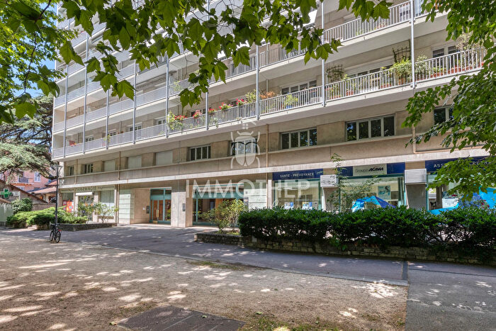 Appartement 4 pièces à vendre à Grenoble, Notre-Dame, Mutualité