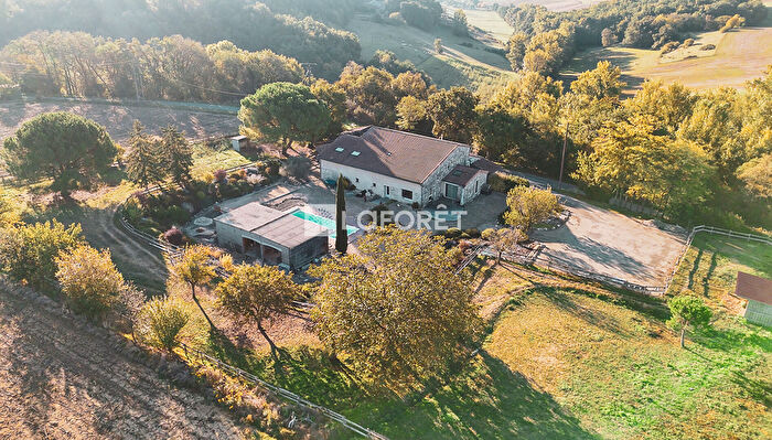 Maison à vendre - La Sauvetat-de-Savères - 7 pièces - 5 chambres