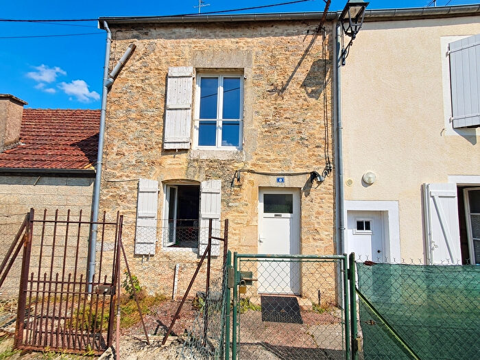 Maison 2 pièces à Châteauvillain, à vendre