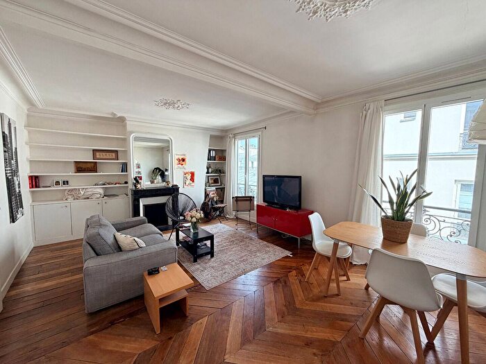 Appartement 2 pièces à Lorette-Martyrs, Paris 9ème arrondissement, à louer