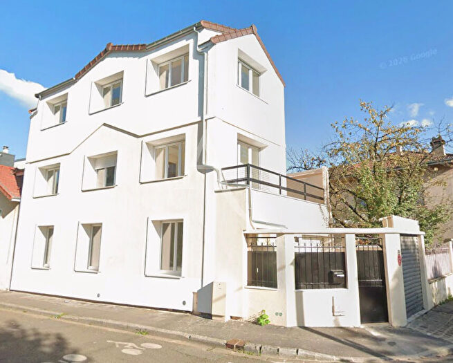 Maison à louer - Fontenay-sous-Bois, Centre-ville - 6 pièces - 5 chambres