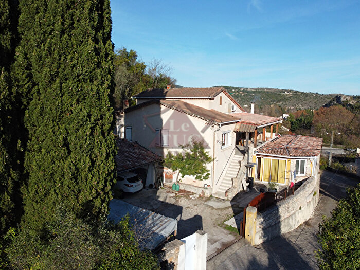 Maison à vendre - Saint-Ambroix - 9 pièces - 7 chambres