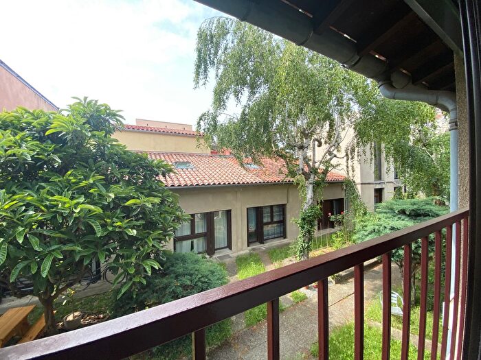 Appartement à louer - Toulouse, Saint-Sernin - 1 pièce