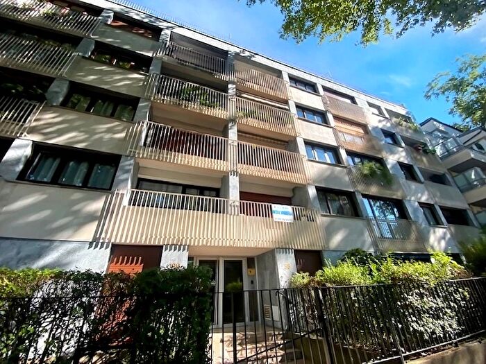 Appartement à vendre - Aulnay-sous-Bois, Vieux Pays, Roserai, Bourg - 4 pièces - 2 chambres