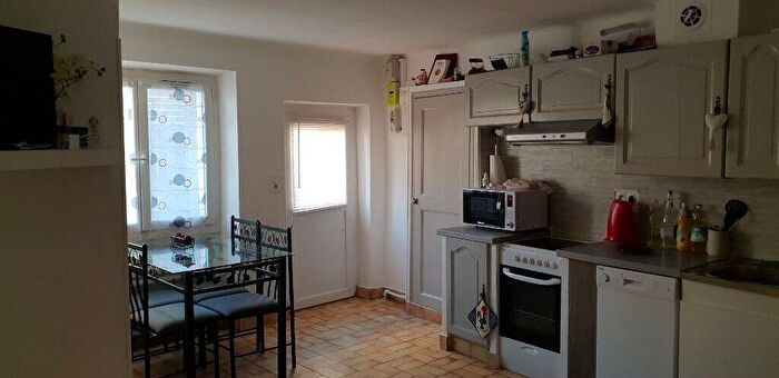 Maison à louer - Vinon-sur-Verdon - 3 pièces - 2 chambres